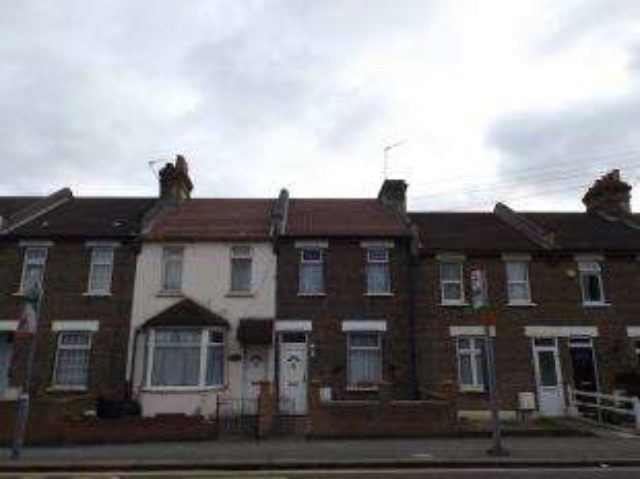 2 Bedroom Terraced House For Sale In Chadwell Heath Lane Chadwell Heath