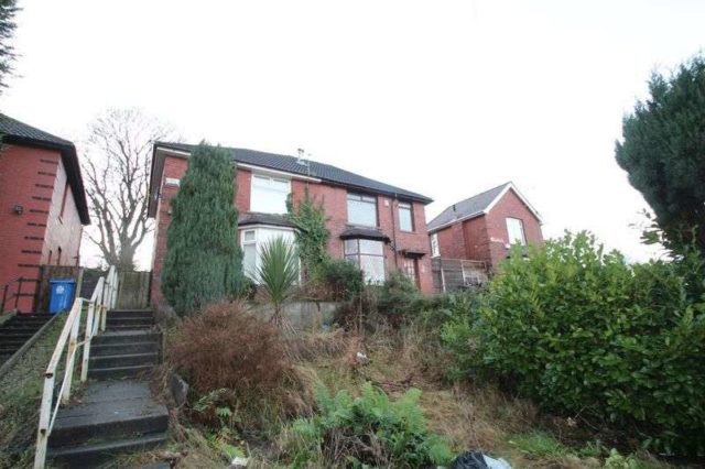 3 bedroom Semi-Detached house for sale in Daventry Road Rochdale OL11