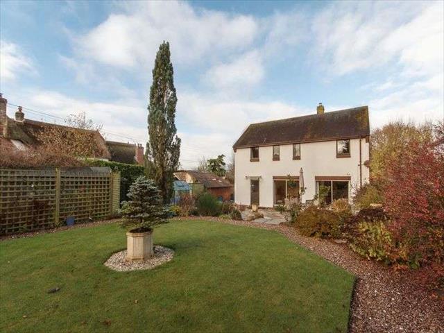 4 bedroom Detached house for sale in Staddlestones Park New Buildings ...