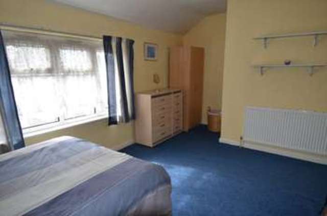 2 bedroom Terraced house for sale in Hullbrook Road Moseley Birmingham B13