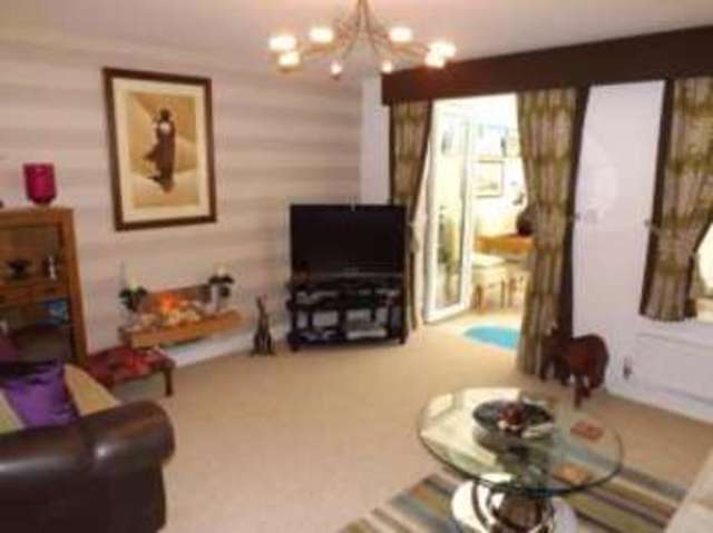 3 bedroom Semi-Detached house for sale in Yellow Hundred Close Dursley GL11