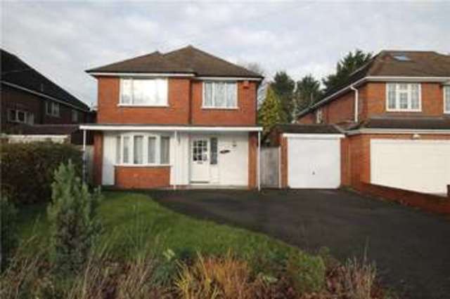 3 bedroom Detached house for sale in Aragon Avenue Ewell Epsom KT17