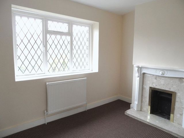 3 bedroom Terraced house to rent in Jarrah Cottages London Road ...
