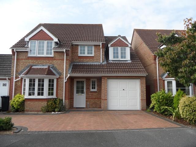 4 bedroom Detached house for sale in The Grove Butlocks Heath Netley ...