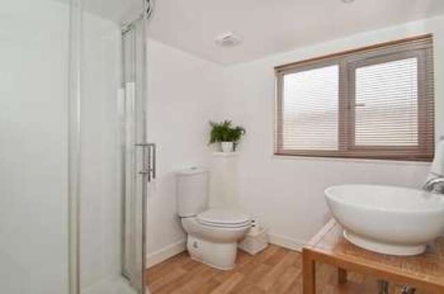 4 bedroom Detached house to rent in Commodore Road Maidstone ME14