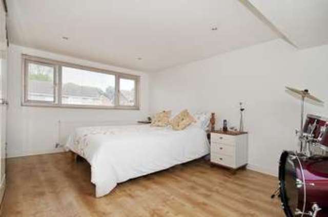 4 bedroom Detached house to rent in Commodore Road Maidstone ME14