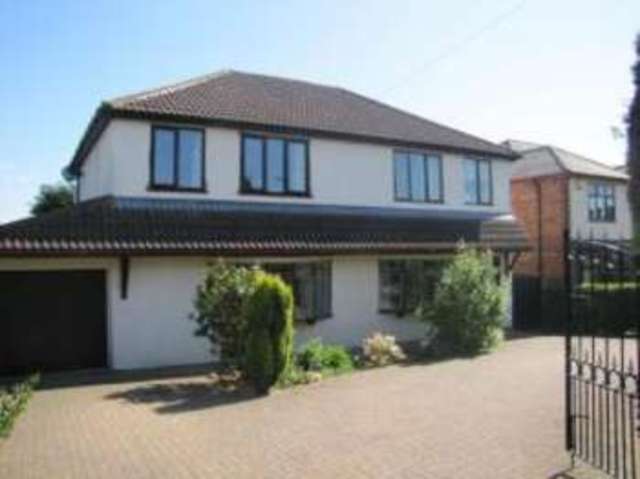 5 bedroom Detached house for sale in Newtons Lane Cossall Nottingham NG16
