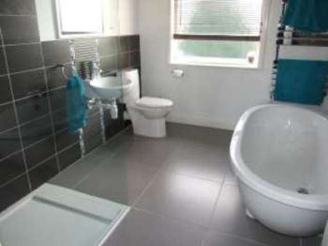 5 bedroom Detached house for sale in Newtons Lane Cossall Nottingham NG16