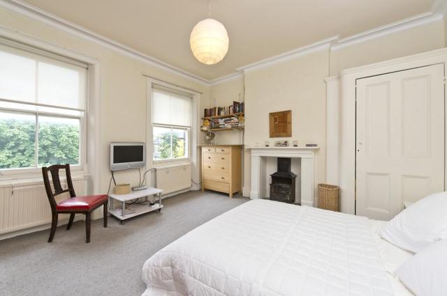 8 bedroom Detached house for sale in Larkhall Rise London SW4