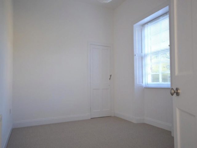 2 bedroom Bungalow to rent in Northall Road Markinch Glenrothes KY7