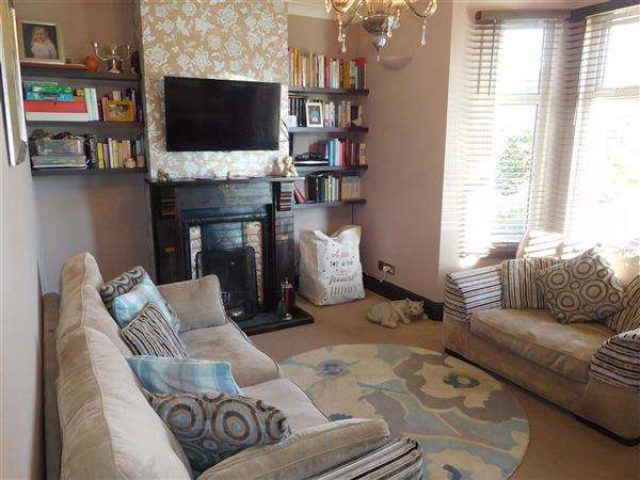 3 bedroom Semi-Detached house for sale in Newport Road Caldicot NP26