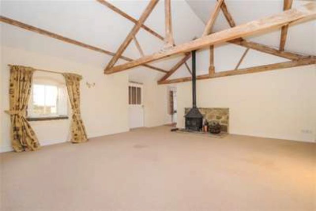 3 bedroom Detached house to rent in Motcombe Shaftesbury SP7