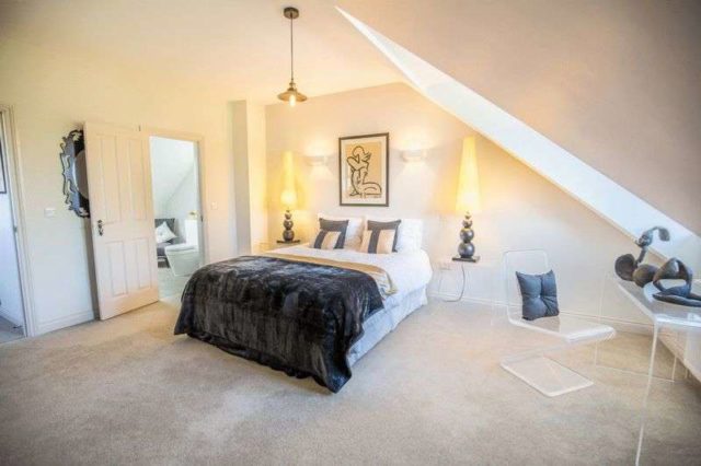 3 bedroom Terraced house for sale in Coxley Coxley Wells BA5