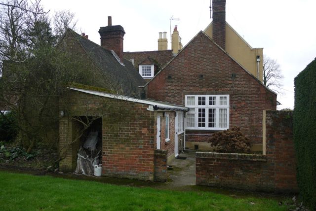 1 bedroom Cottage to rent in Church Road Chart Sutton Maidstone ME17