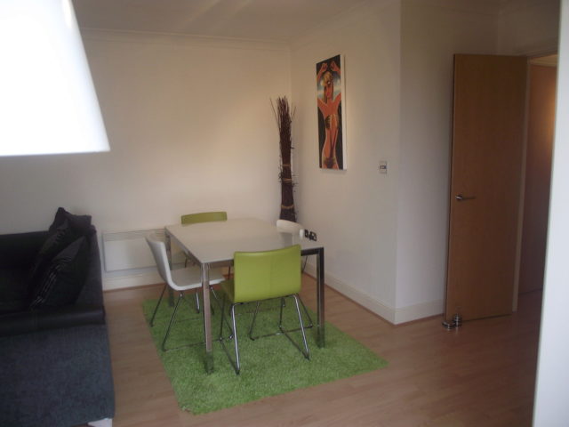 2 bedroom Apartment to rent in Ladywood Middleway Edgbaston Birmingham B16