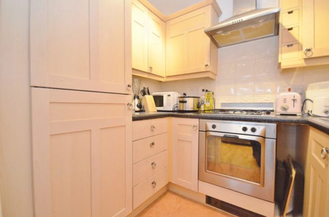 2 bedroom Flat for sale in Pinhigh Place Salford M6