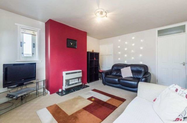 3 bedroom Flat for sale in Telford Drive Edinburgh EH4