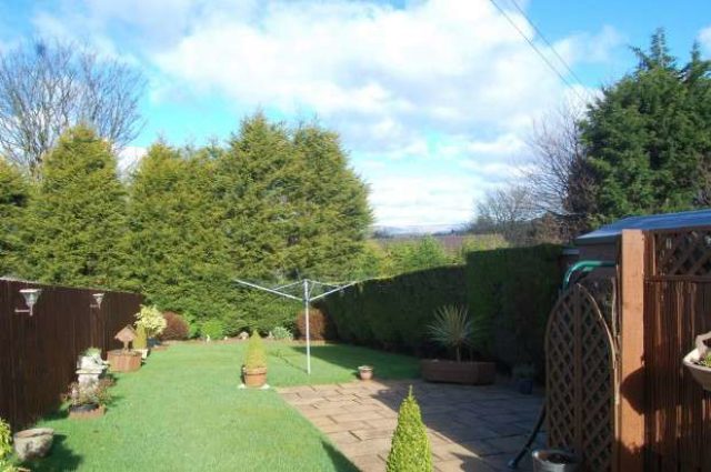 3 bedroom Flat for sale in Penneld Road Glasgow G52