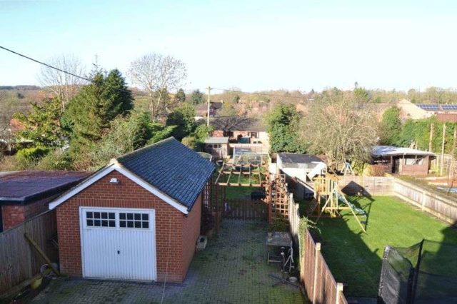 4 bedroom Semi-Detached house for sale in The Terrace Knowl Hill ...