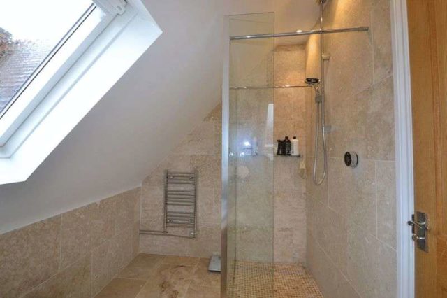 4 bedroom Semi-Detached house for sale in The Terrace Knowl Hill ...