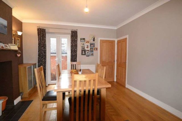 4 bedroom Semi-Detached house for sale in The Terrace Knowl Hill ...