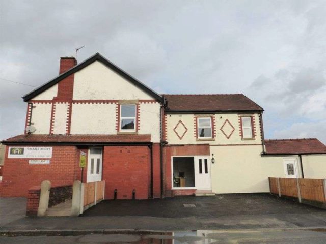 Semi-Detached house to rent in Hoole Lane Banks Southport PR9