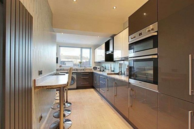 3 bedroom Terraced house for sale in Springhead Avenue Hull HU5