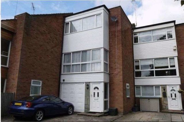 4 bedroom Terraced house for sale in Colne Gardens London Colney St ...