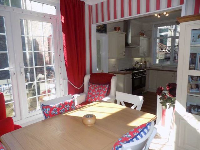 3 bedroom Semi-Detached house for sale in Duffryn Street Duffryn ...