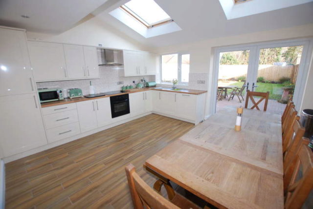 2 bedroom End of Terrace for sale in Church Road Saughall Chester CH1