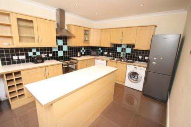2 bedroom Flat for sale in Clarendon Street Glasgow G20