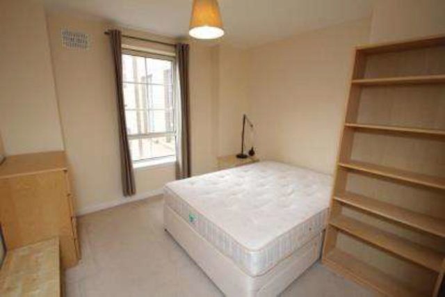 2 bedroom Flat for sale in Clarendon Street Glasgow G20
