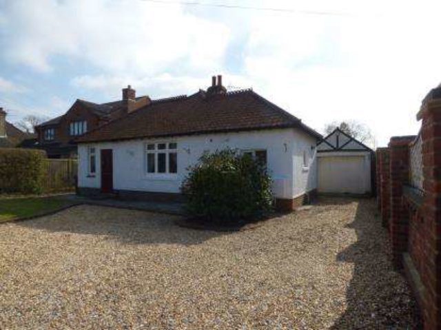 4 bedroom Bungalow for sale in Lovedean Lane Waterlooville PO8