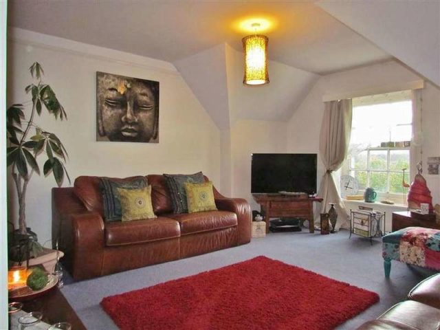 4 bedroom Flat to rent in Packhorse Lane Marcham Abingdon OX13