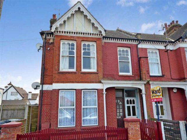 2 bedroom Maisonette for sale in Gosfield Road Herne Bay CT6