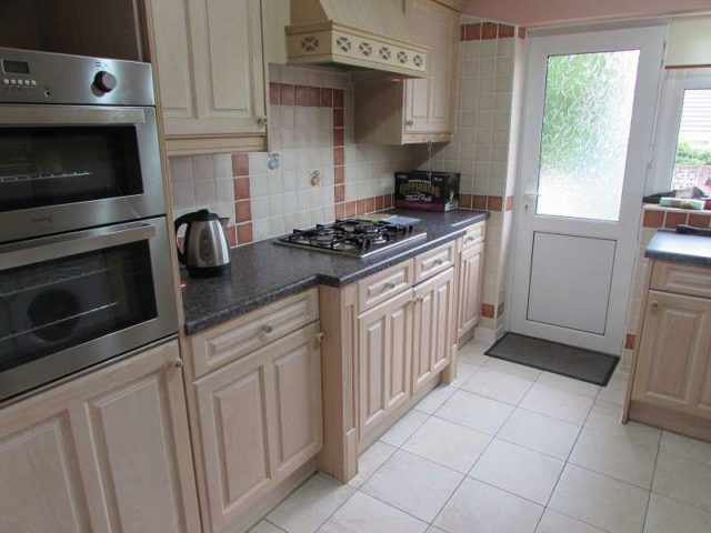 3 bedroom Semi-Detached house for sale in Verland Way Pencoed Bridgend CF35