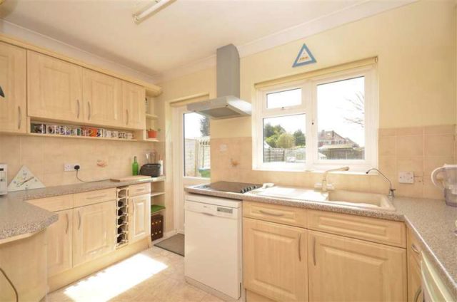 3 bedroom Bungalow for sale in Whitelands Felpham Bognor Regis PO22