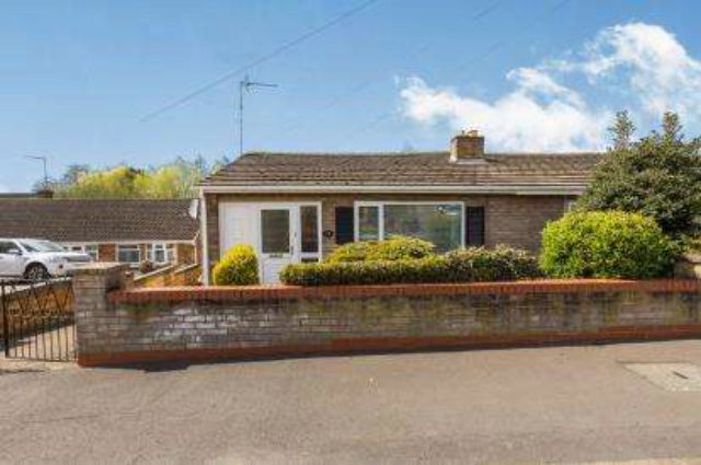 2 bedroom Bungalow for sale in Severn Way Kettering NN16
