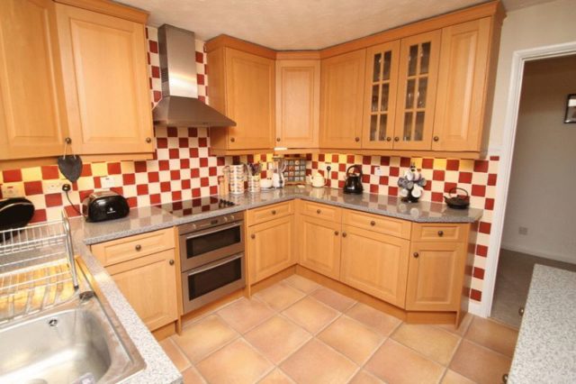 4 bedroom Detached house for sale in Clayfields Penn High Wycombe HP10