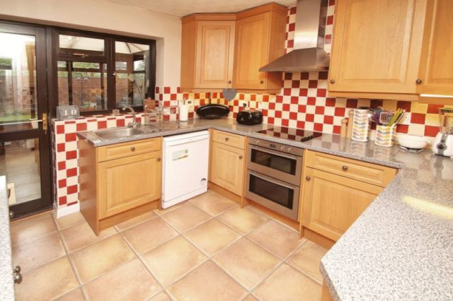 4 bedroom Detached house for sale in Clayfields Penn High Wycombe HP10