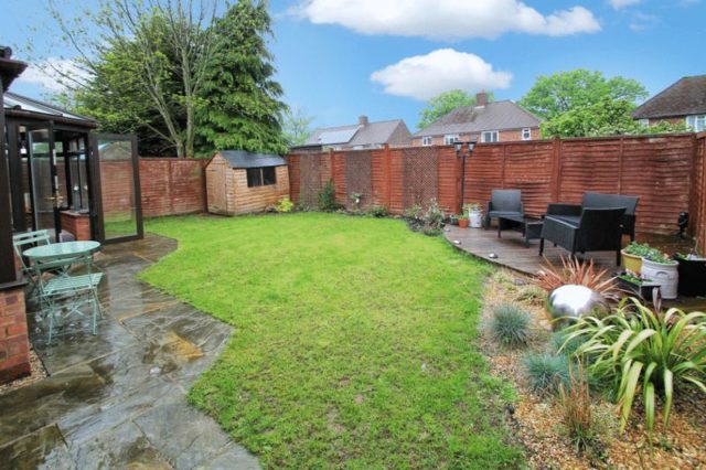 4 bedroom Detached house for sale in Clayfields Penn High Wycombe HP10