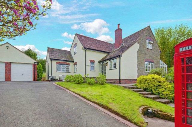 3 bedroom Detached house for sale in Bringsty Common Bringsty Worcester WR6