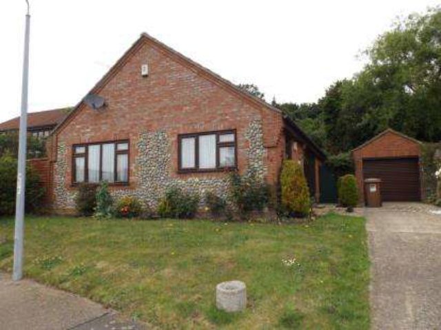 2 bedroom Bungalow for sale in Gorse Close Mundesley Norwich NR11