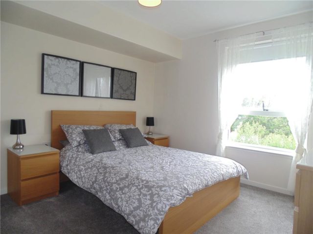 3 bedroom Flat to rent in Duff Street Edinburgh EH11