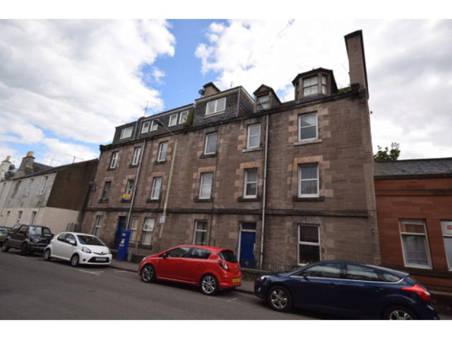 1 bedroom Flat to rent in Alexandra Street Perth PH2