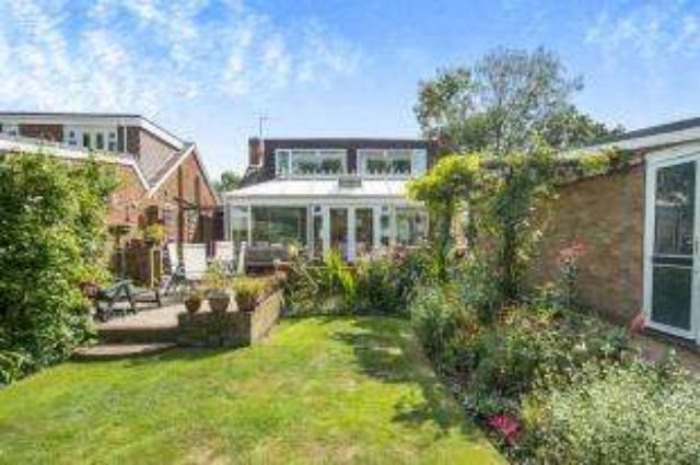 3 bedroom Bungalow for sale in Tennyson Avenue Cliffe Woods Rochester ME3