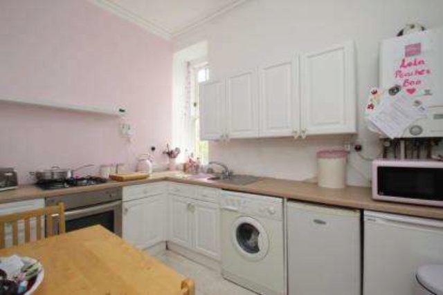 1 bedroom Flat for sale in Pleasance Gardens Falkirk FK1