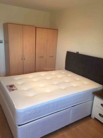 2 bedroom Apartment to rent in Queen Street Cardiff CF10